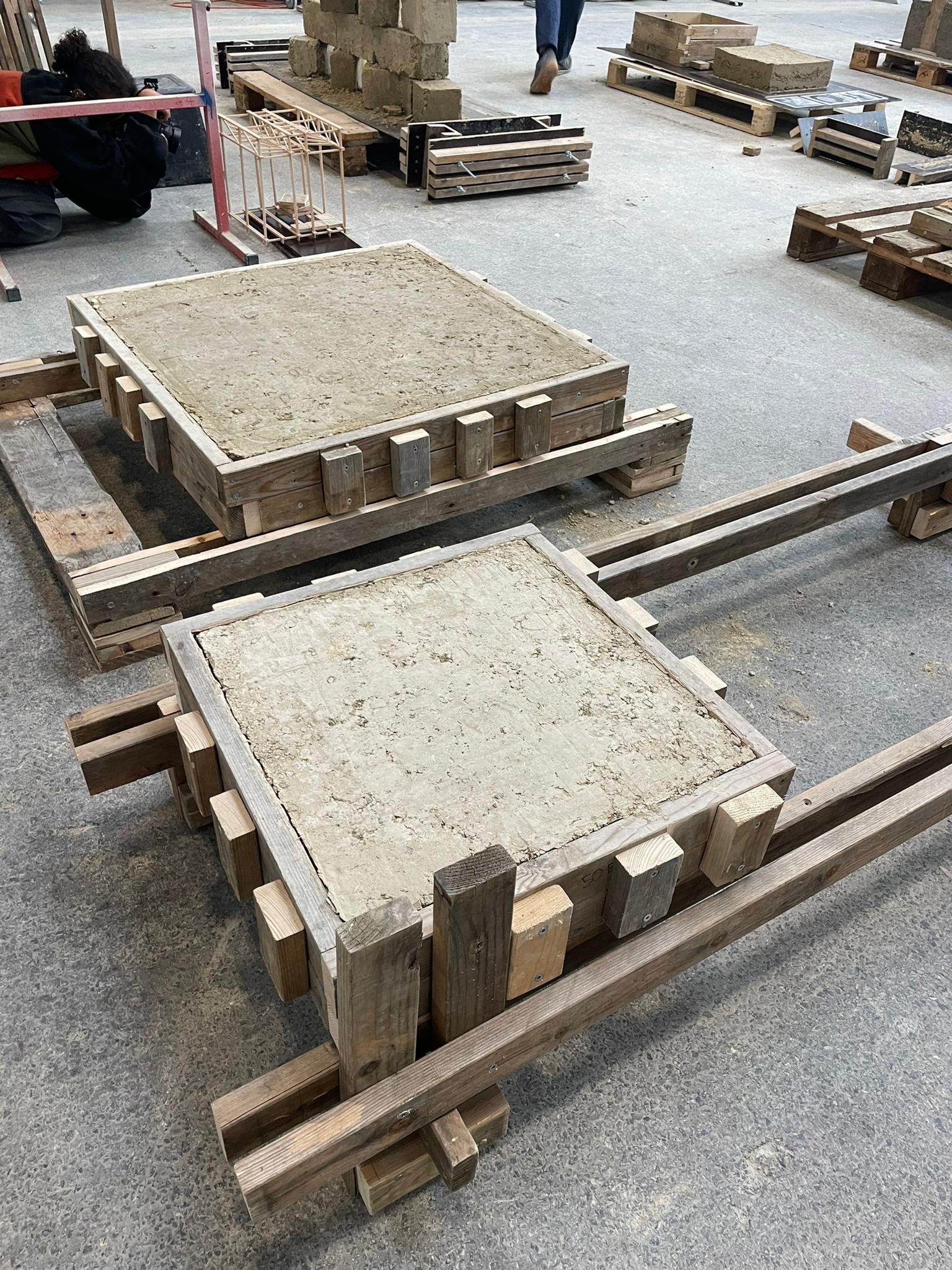 Dalles en terre pisé | AliceBlogs